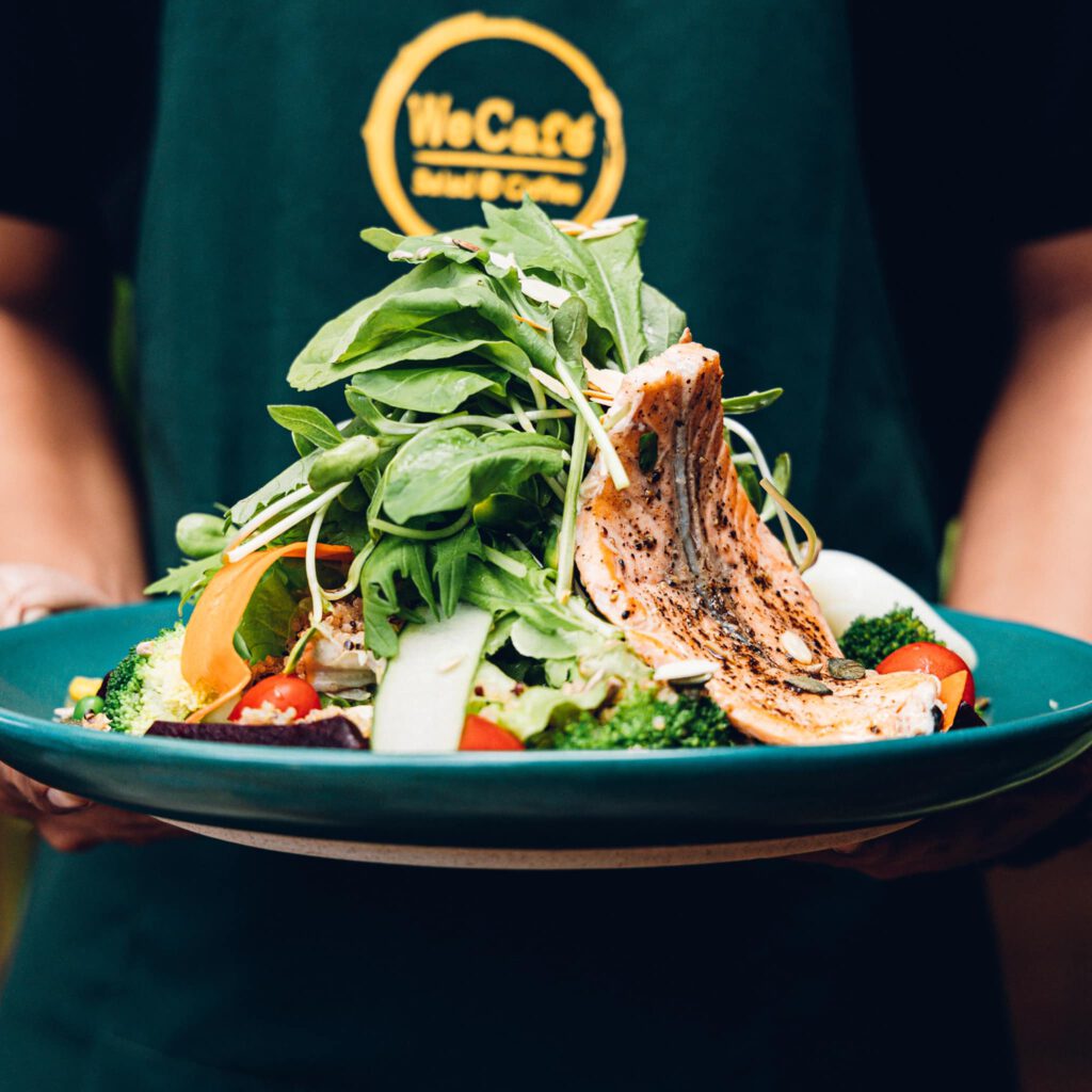 We Cafe Phuket - Salad & Coffee คาเฟ่สลัด ผักออร์แกนิค พิซซ่า สเต็ก ภูเก็ต